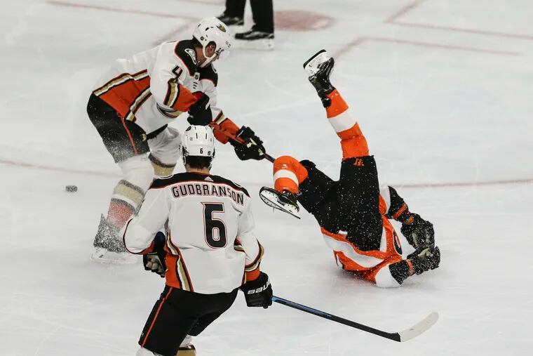 Flyers beat the Ducks 4-1