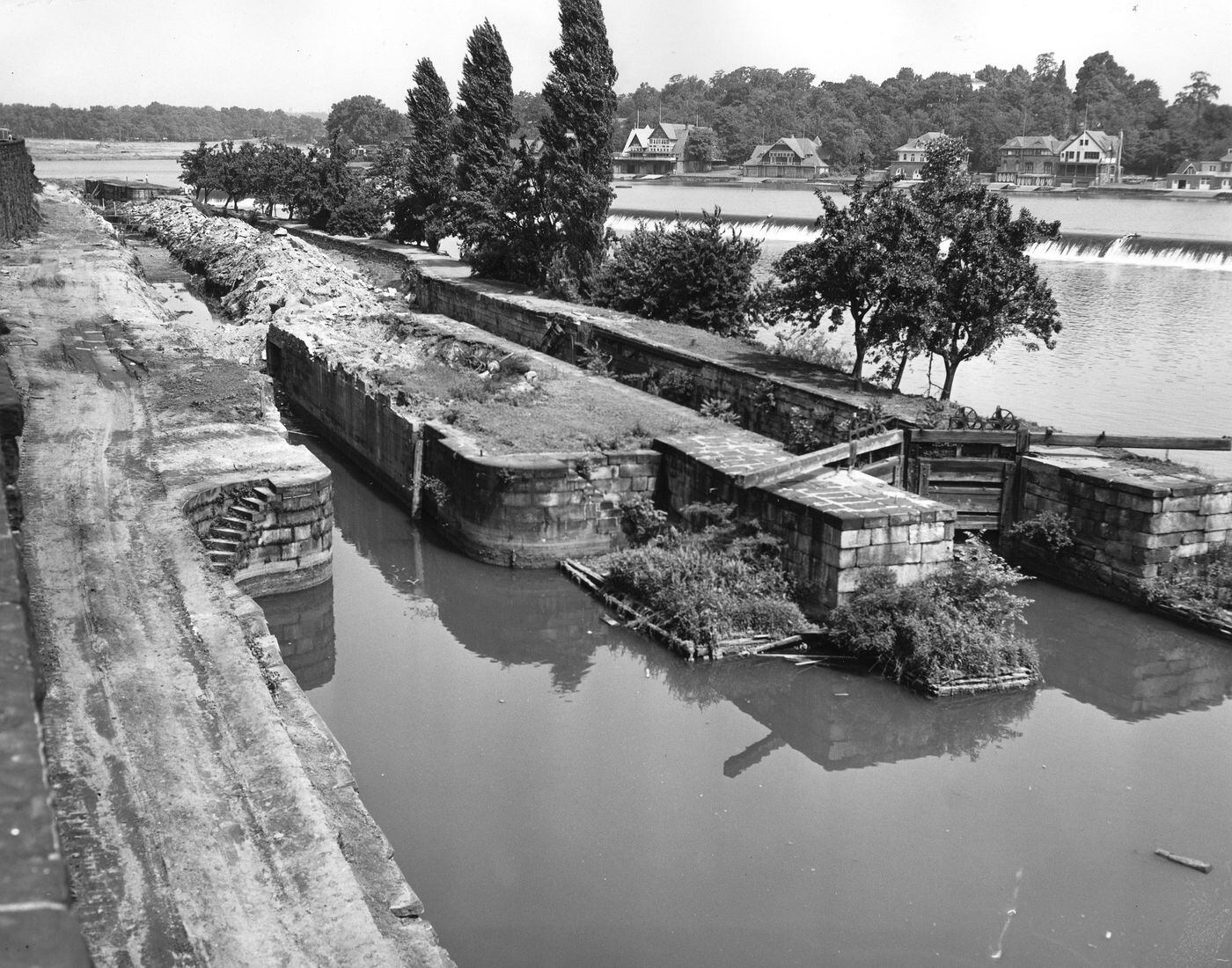 My grandfather (left) on the Schuylkill River, probably between 1912 ...