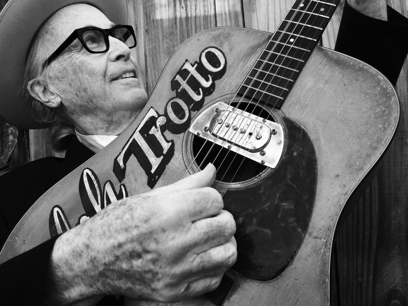Ry Cooder, one of the great guitarists of all time, will give his first ...