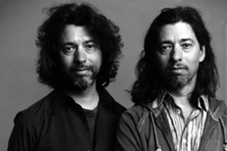 Art | Starn brothers' long trail turns toward home