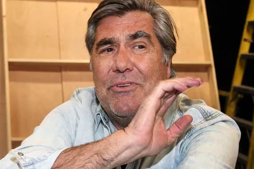 Football vet now theater rookie