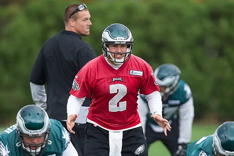After little playing time in 2014, Eagles' Barkley no closer to starting