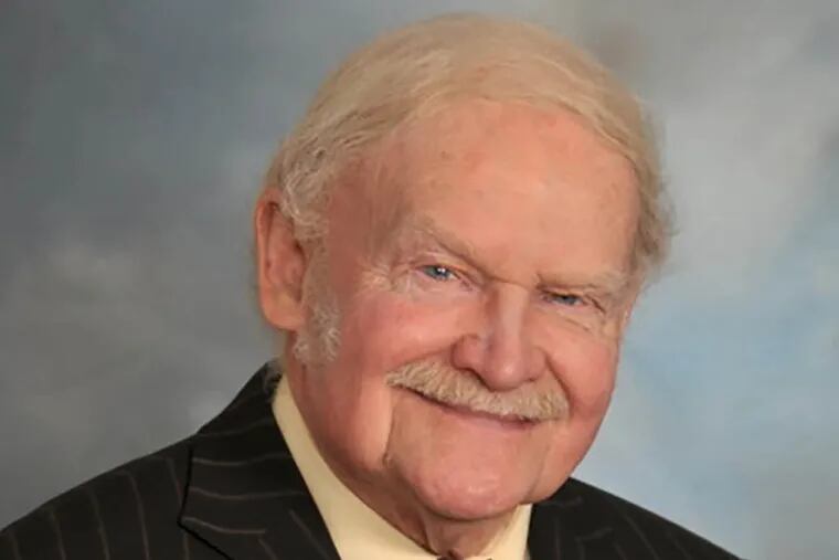 Joseph W. Devlin, 85, religion professor