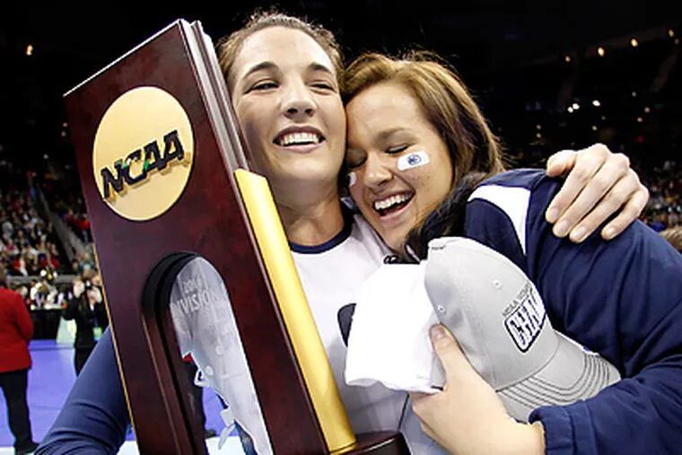 Penn St. sweeps to volleyball title