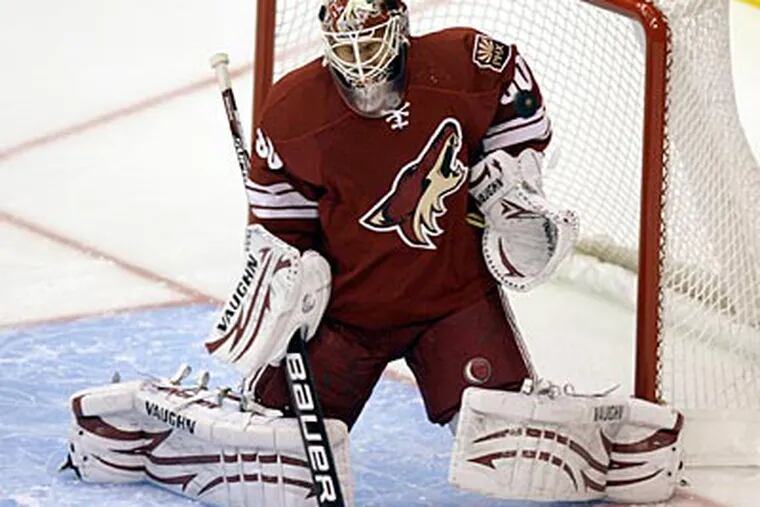 Bryzgalov hits it off with Flyers goalie coach