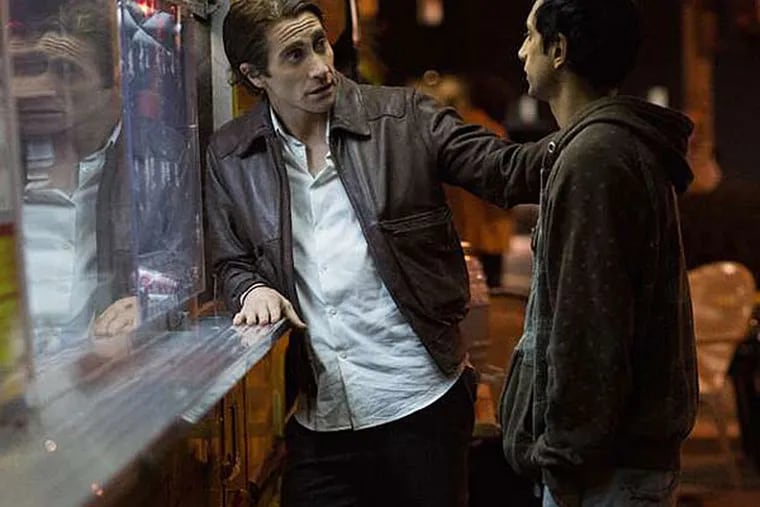 'Nightcrawler' satirizes local news