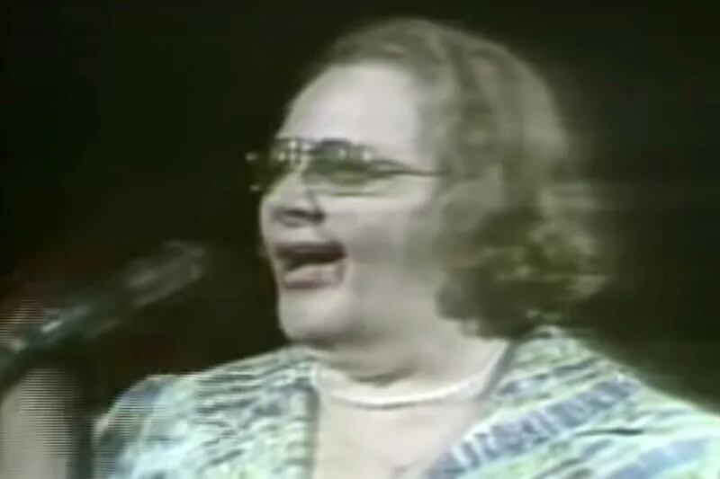 Kate Smith, a product of her era, put the Flyers in a no-win situation ...