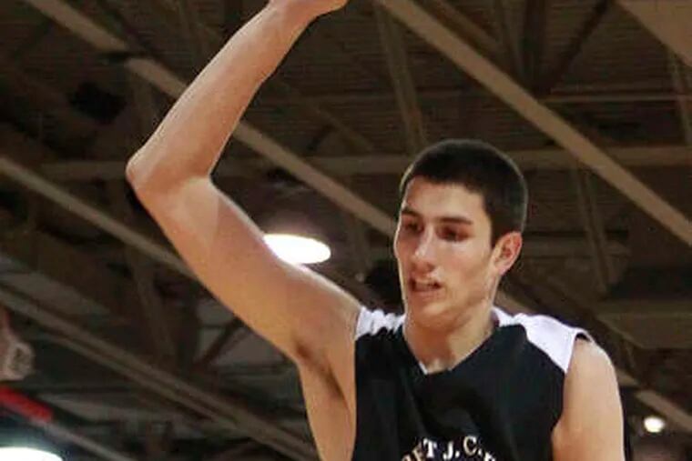 East tops West in Carino showcase