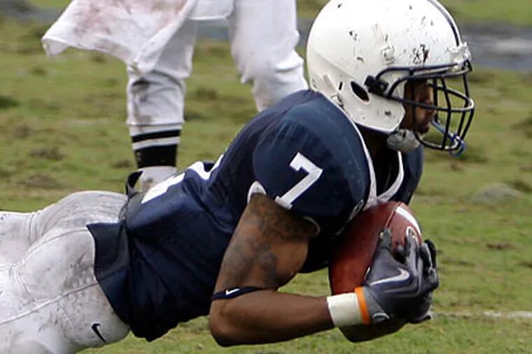 Penn State wideout Drake fractures left tibia
