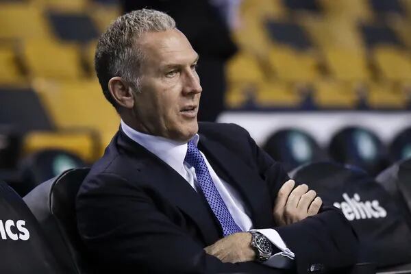 Bryan Colangelo attends Sixers’ predraft workout, featuring Grayson Allen