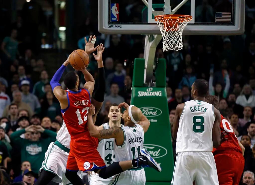 Jerryd Bayless Celtics Dunk