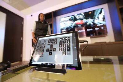 Comcast will now let people with disabilities control their TVs with ...