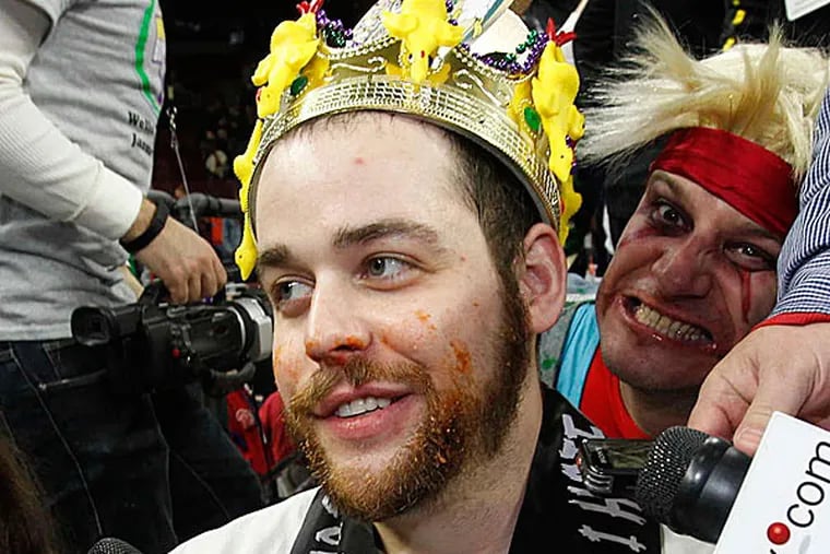 Sideshow: Wing Bowl: Upstart Bertoletti gobbles up title in upset