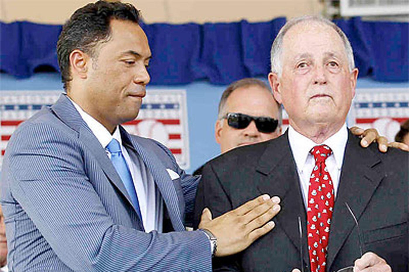 Ex-Phillies GM Pat Gillick talks trades while inducted into Hall of Fame