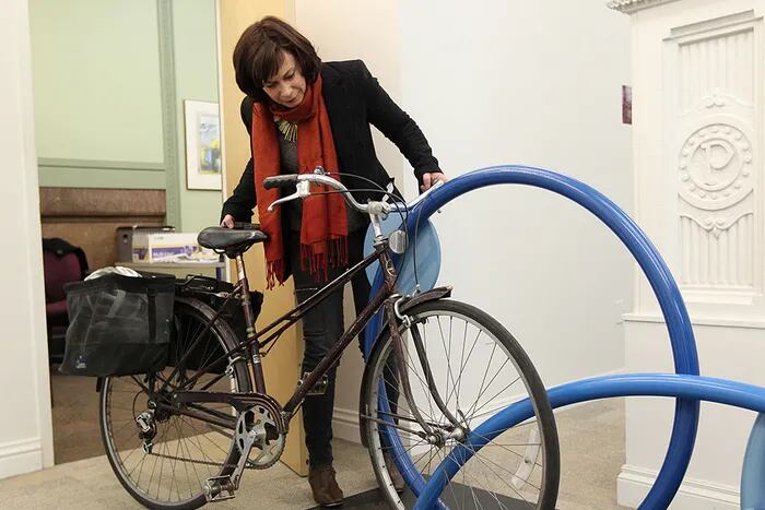 Inquirer's Inga Saffron wins Pulitzer