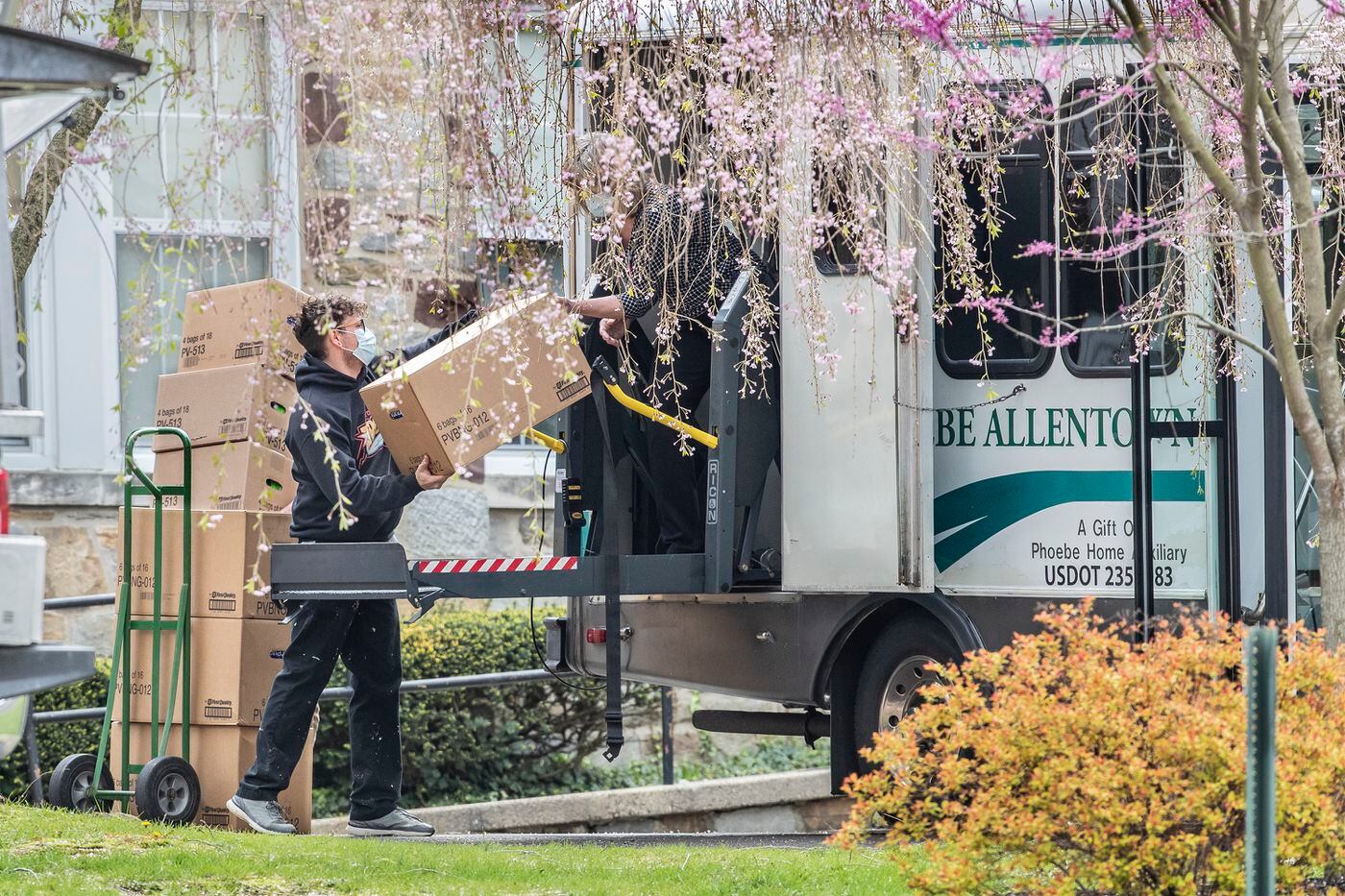 Short on staff because of COVID-19, a Montgomery County nursing home ...