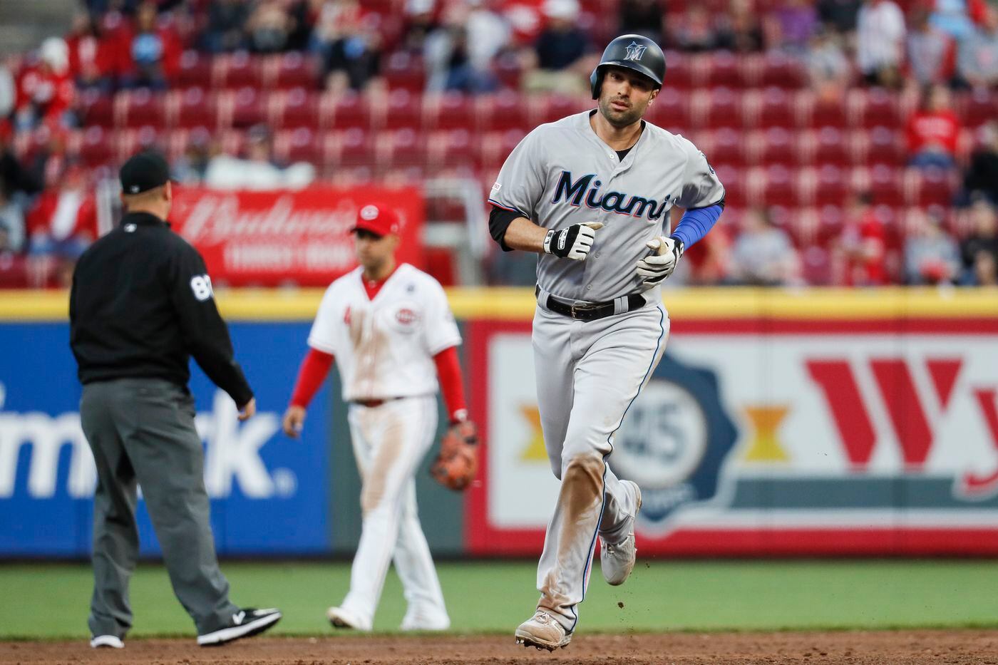 Phillies trade for Kris Bryant? May cost prospect Spencer Howard ...