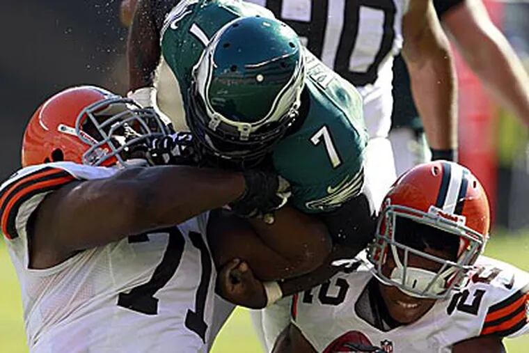 Inside the Eagles: For Vick, the hits just keep on coming