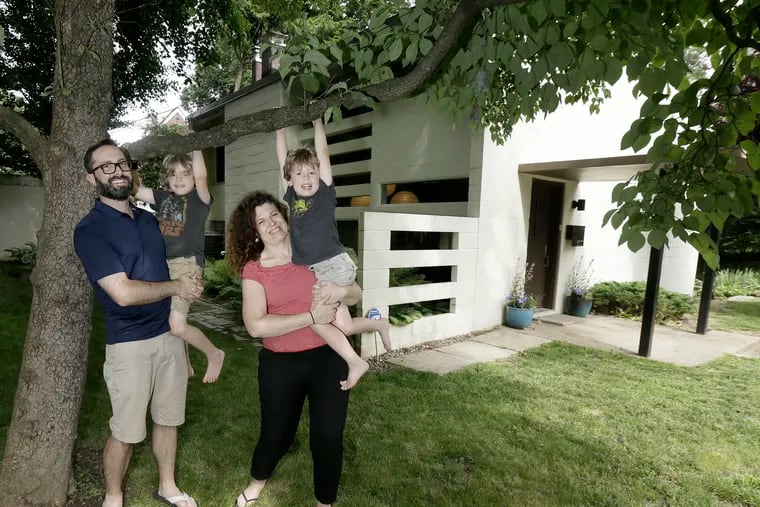 A mid-century home in Roxborough that ‘flows from inside to out’