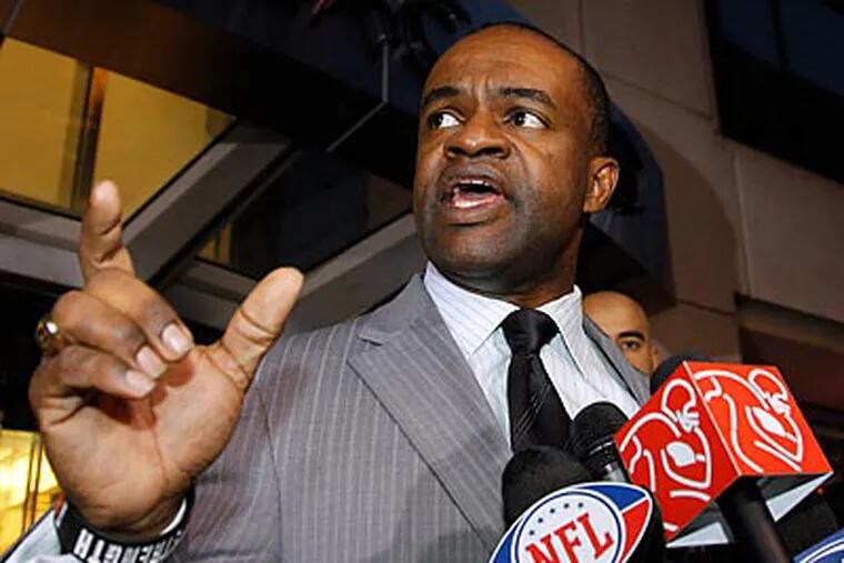 NFLPA's DeMaurice Smith a forceful advocate for players