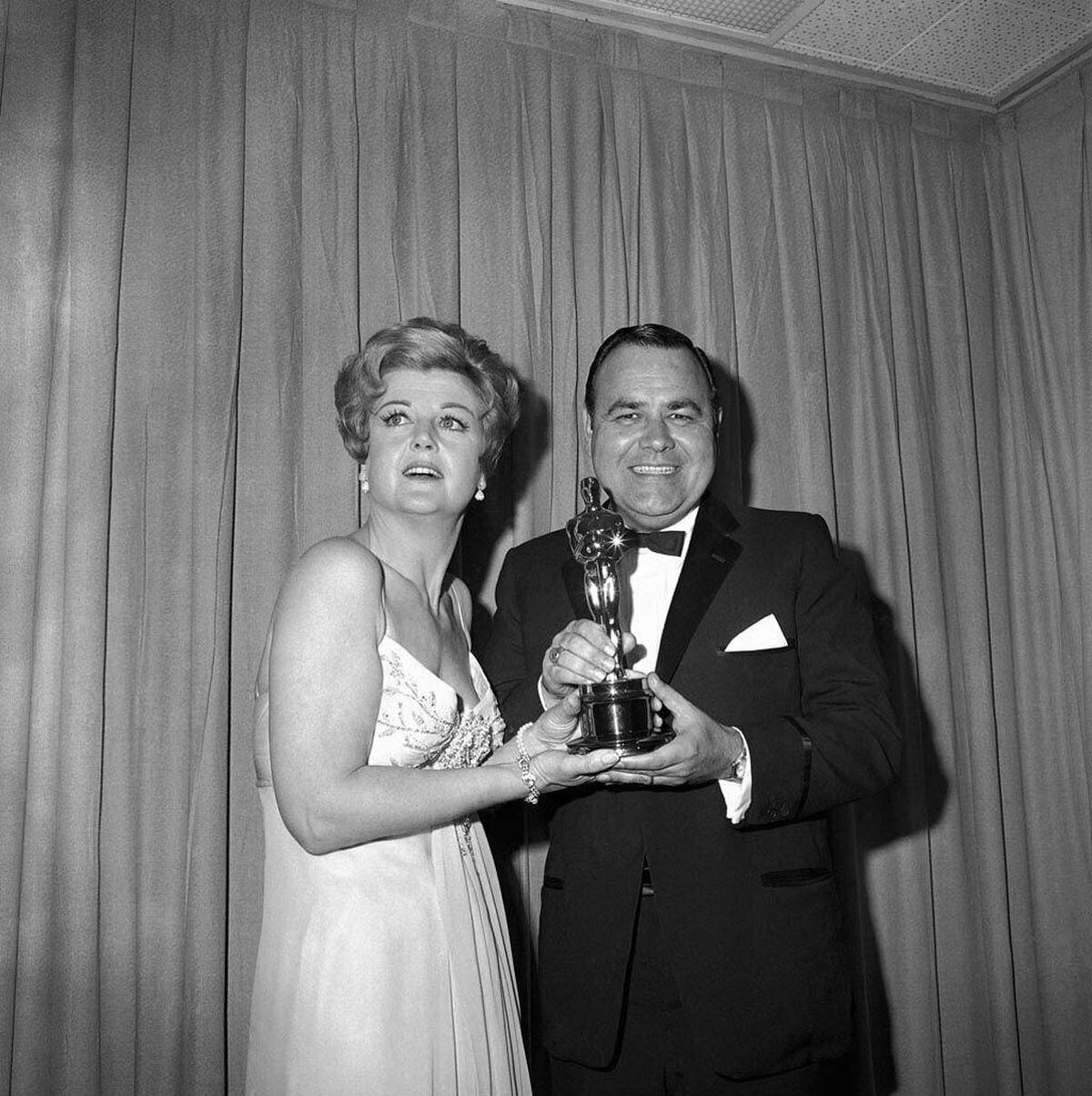 Comedian John Winters dies at age 87