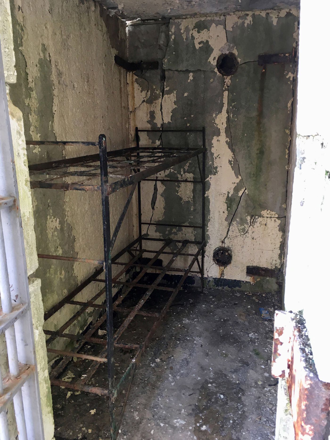 Where’s Jake’s cell? At Old Joliet Prison, that’s the big question