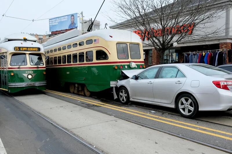 Three hurt in Girard Ave. trolley accident