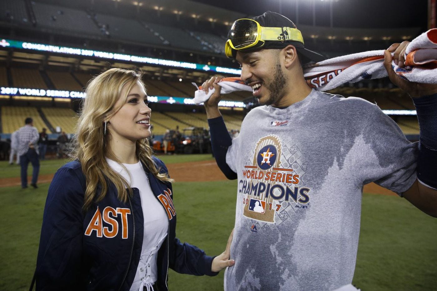 Carlos Correa's wedding proposal made even Philly sports fans happy
