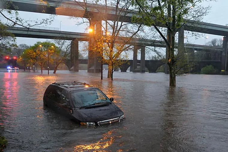Flooding, more traffic troubles expected Thursday morning