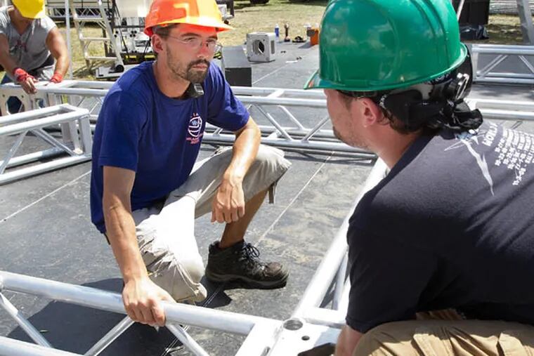 For union stagehands, Labor Day is day of labor