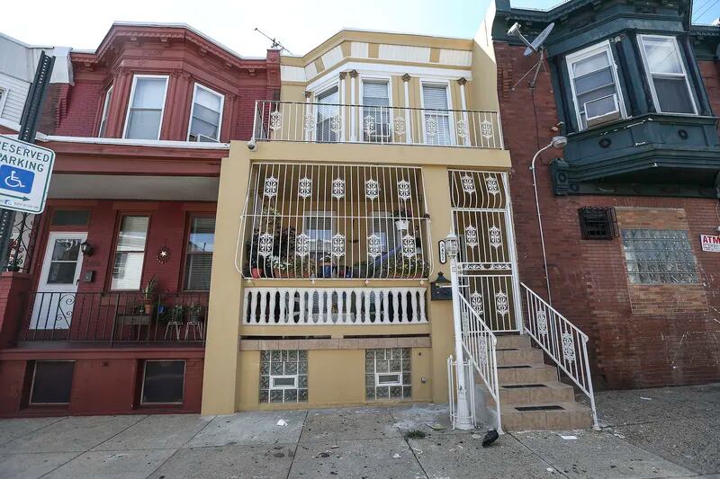 Philadelphia Latinos connect with Caribbean roots through ornate porch ...