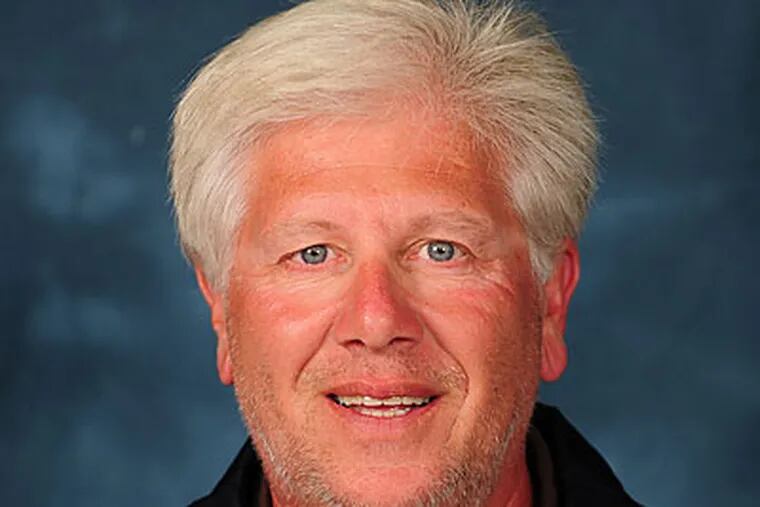 La Salle track coach Torpey dies at 58