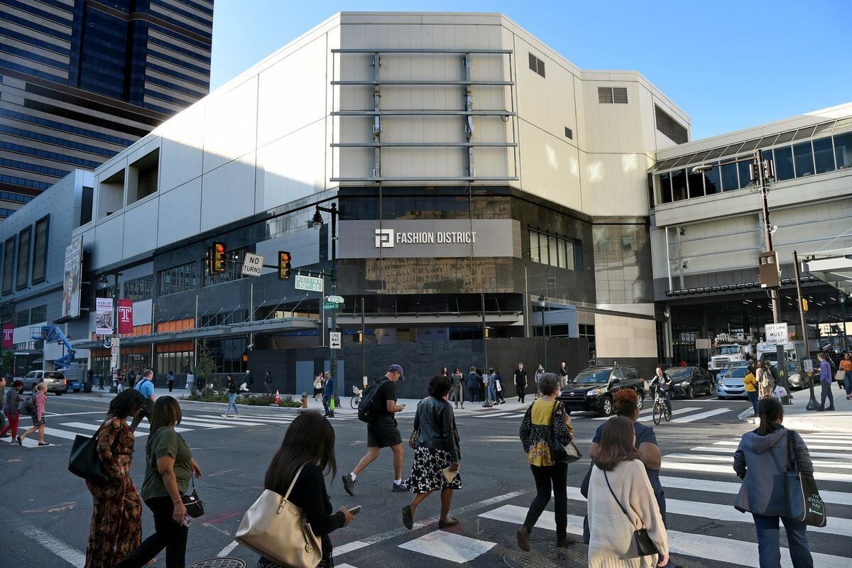 Philadelphia’s renovated downtown mall still focuses on the inside ...