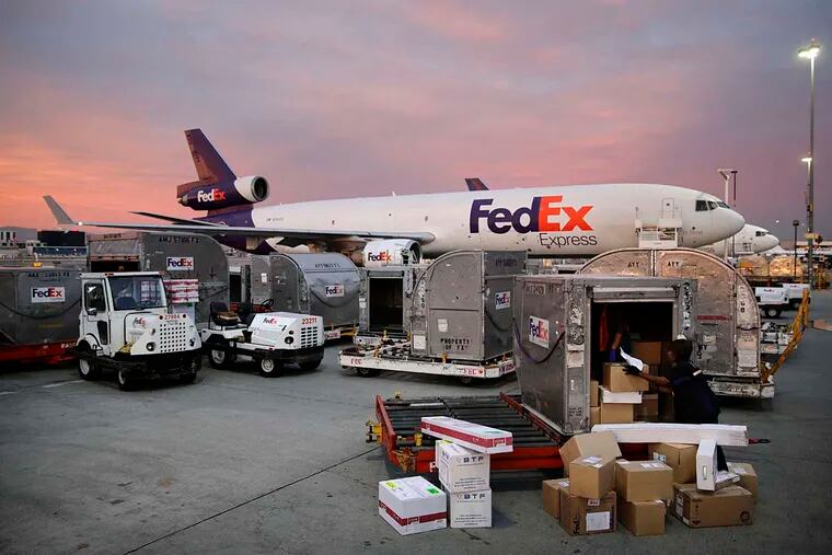 FedEx predicts 12 percent increase in holiday shipments