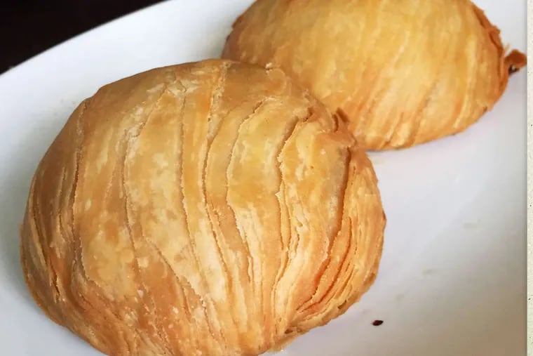 CRUMB TRACKER CRAIG LABAN claban@phillynews.com