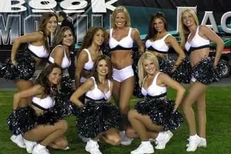 cheerleading eagles