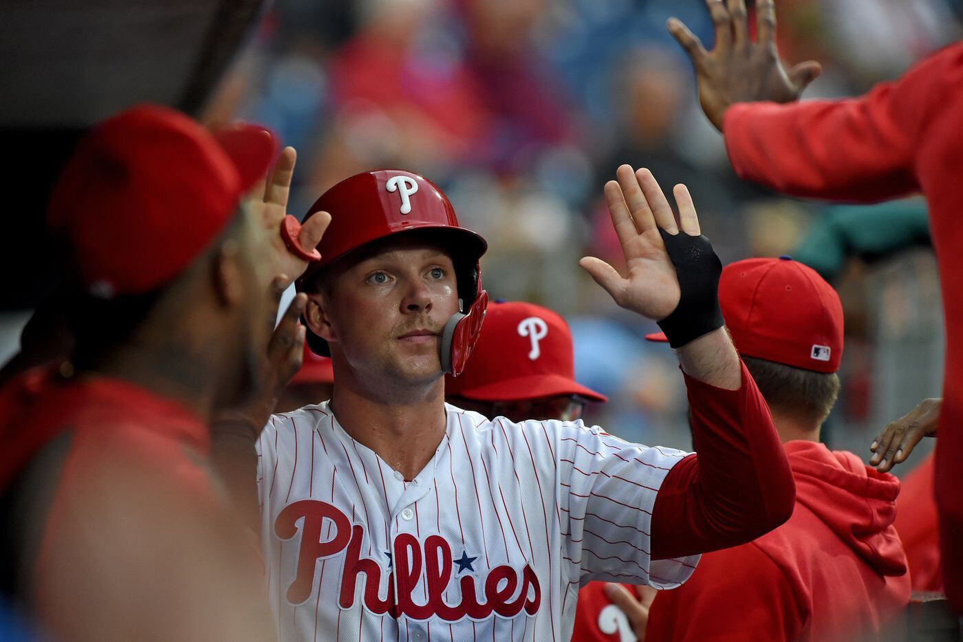 Rhys Hoskins declines a day off, triggers Phillies to needed win over ...