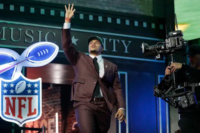 Andre Dillard’s NFL draft experience wasn’t quite what he expected, but ...