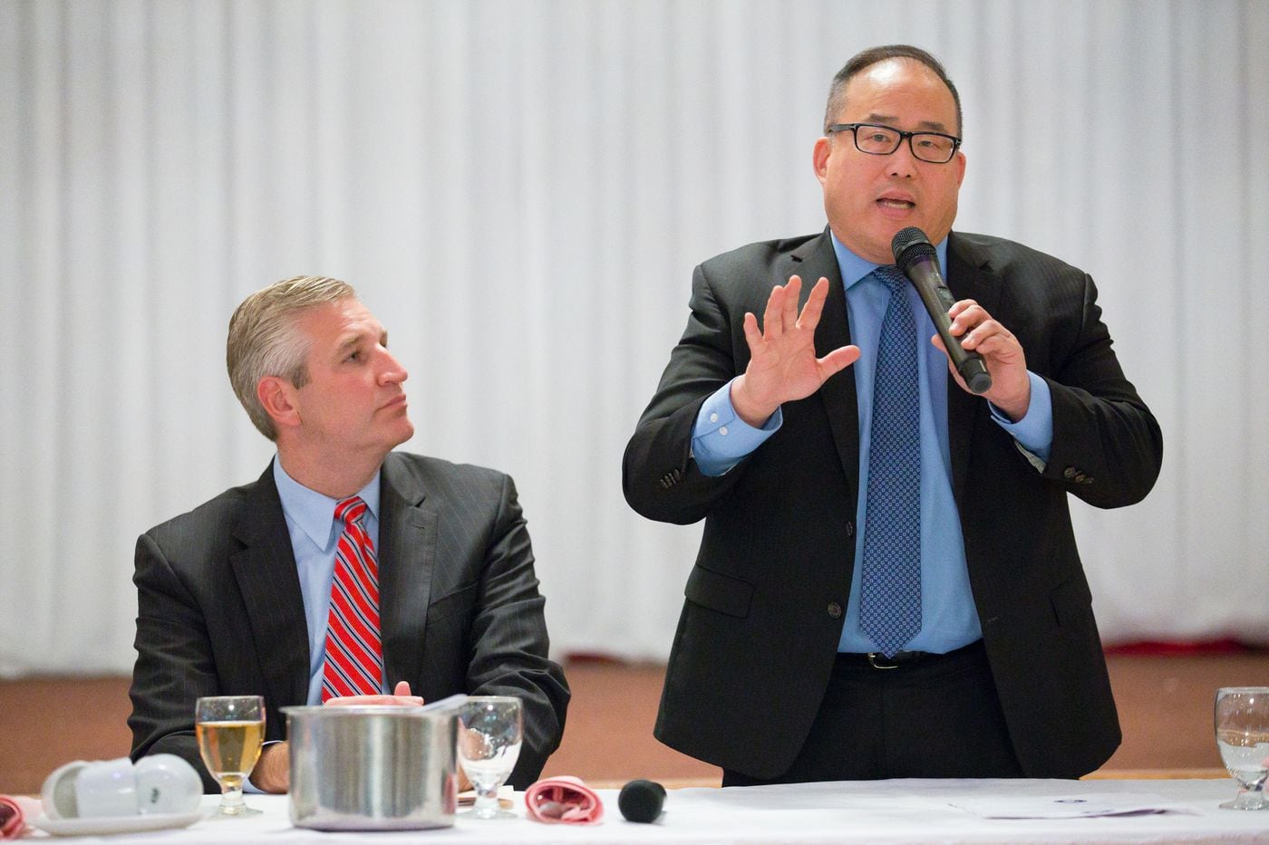 Beer deli group leader: 'Nobody should remove their bulletproof glass'