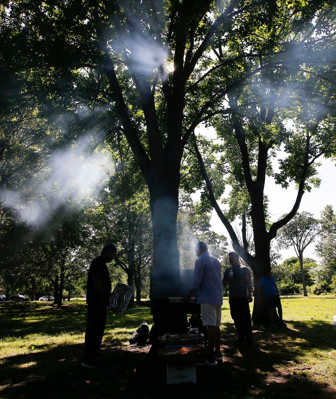How to prep for a cookout, when the barbecue is far from your backyard