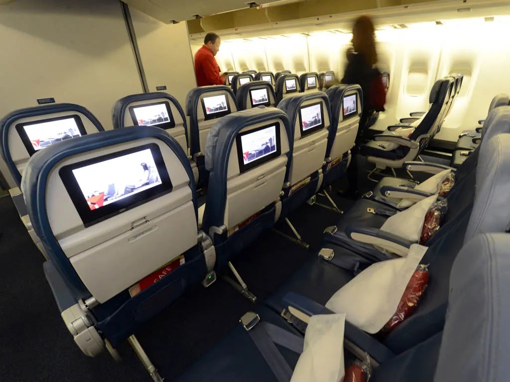 Delta Airlines 747 First Class