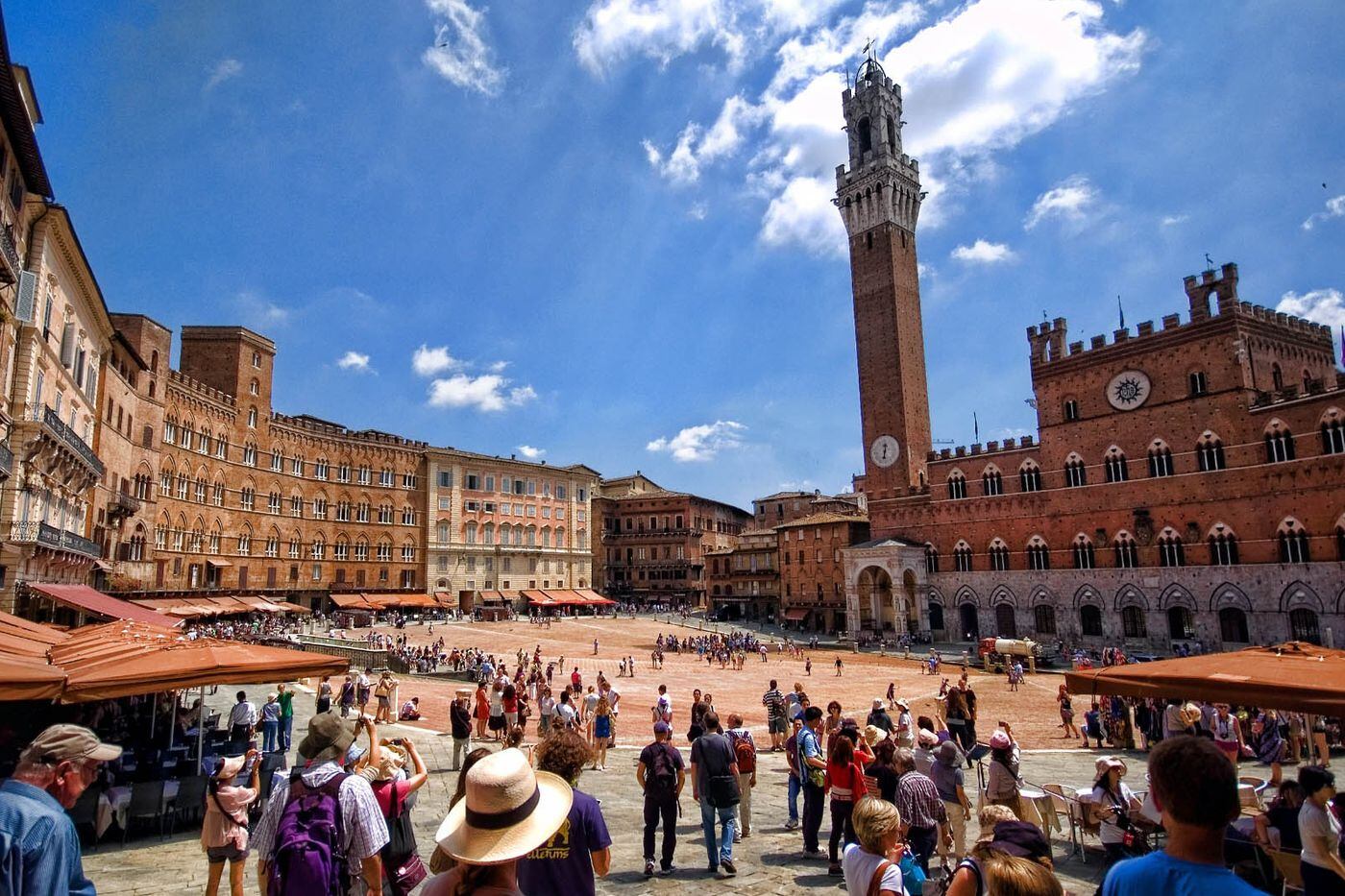 The best day trip from Florence, Italy, is on a bike to Siena