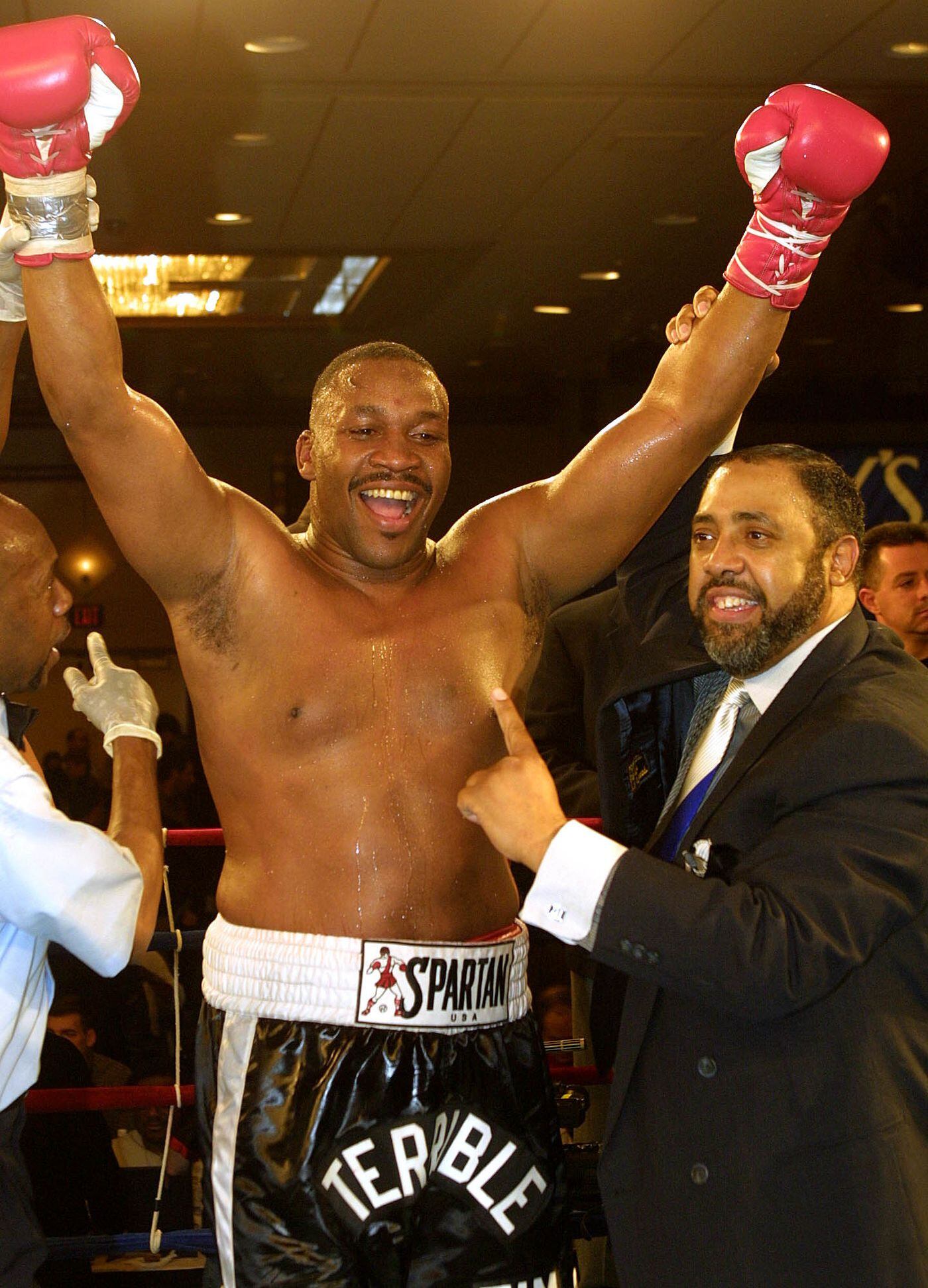 How it all went wrong when Larry Lavin mixed minor-league basketball ...