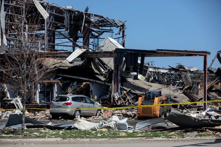 2nd person confirmed dead after explosion at Illinois plant