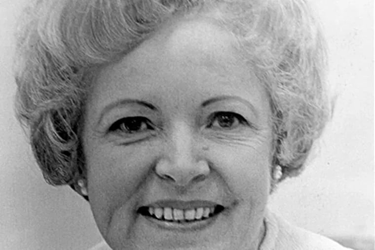 Virginia Wright Knauer, 96, U.S. consumer official