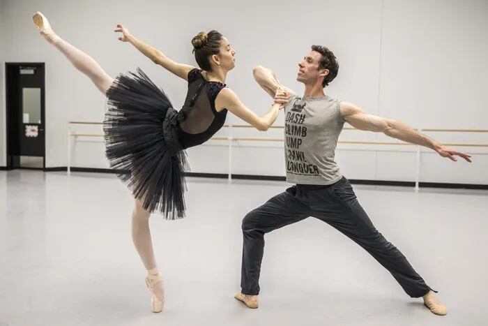 Longtime Pennsylvania Ballet soloist James Ihde takes his final bow