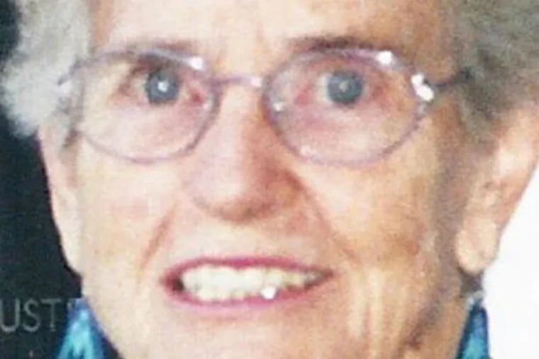 Helen Stroud Hamilton, 93, artist