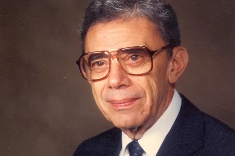 John D. Vairo, 91; headed Penn State's Delco campus