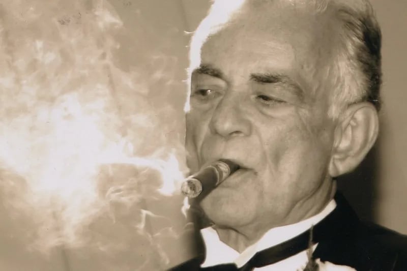 Jerry Stevens, a giant of Philadelphia radio broadcasting, dies at 85